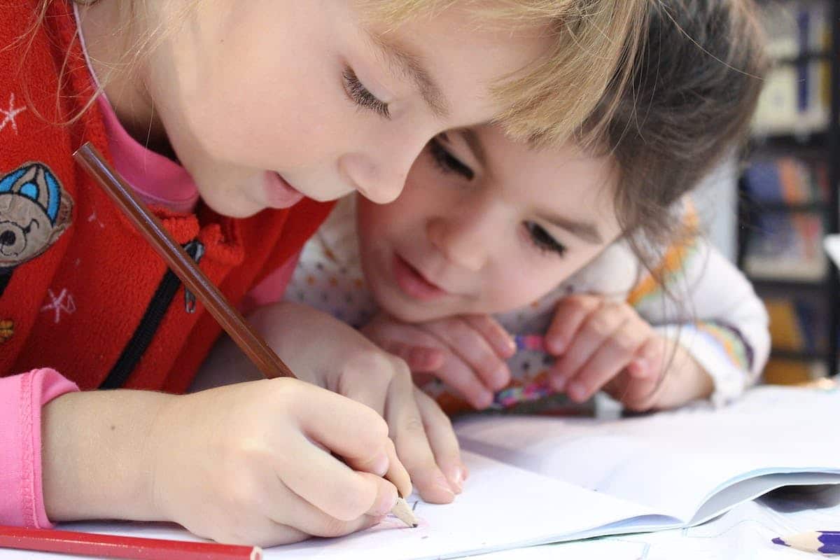 Guide Complet Pour Soutenir Efficacement Votre Enfant Dans Sa Réussite